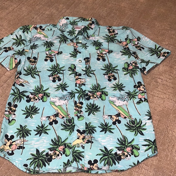 Disney | Shirts & Tops | Mickey Mouse Tropical Button Up | Poshmark
